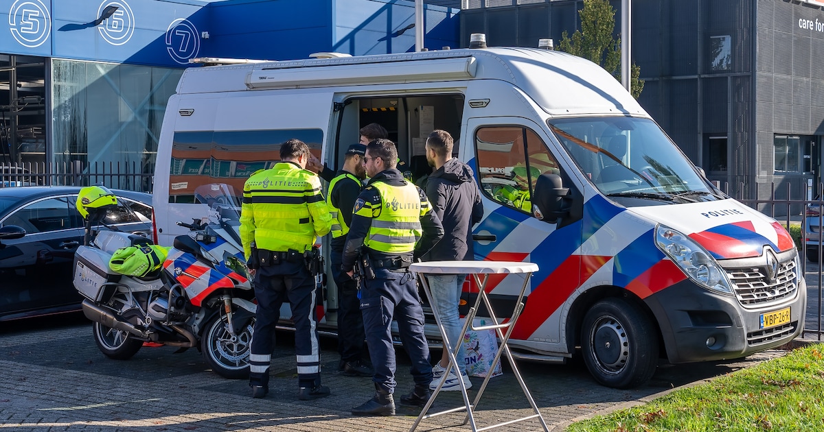 Grote verkeerscontrole in Den Bosch, in totaal 20 bekeuringen ...