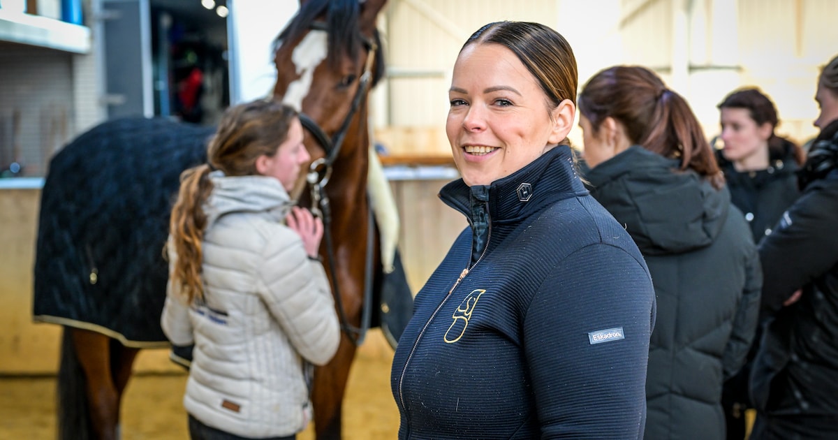 Er wordt weer gelachen in manege Rust Roest; nieuwe eigenaresse haalt ...