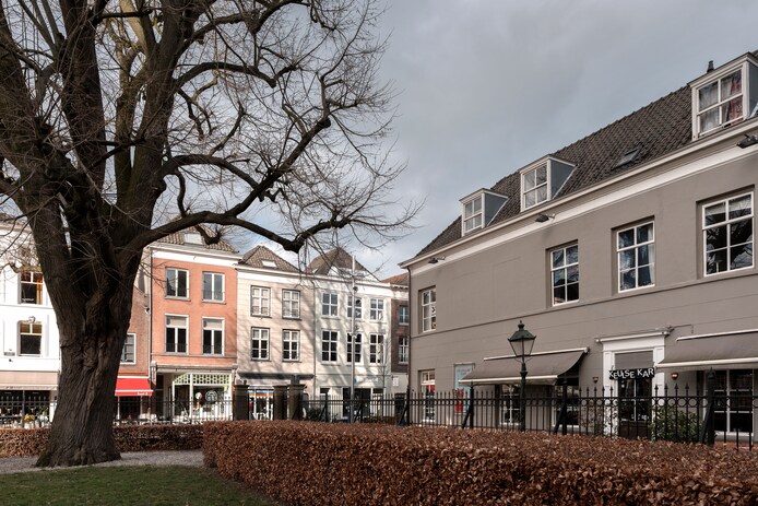 Feesten in café De Keulse Kar en ‘shoot out’ op dak van parkeergarage ...