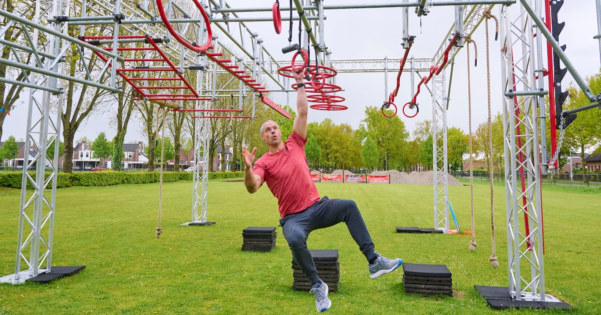 ‘Naar buiten en sporten’, David bouwt een sportparkje voor obstacle run ...