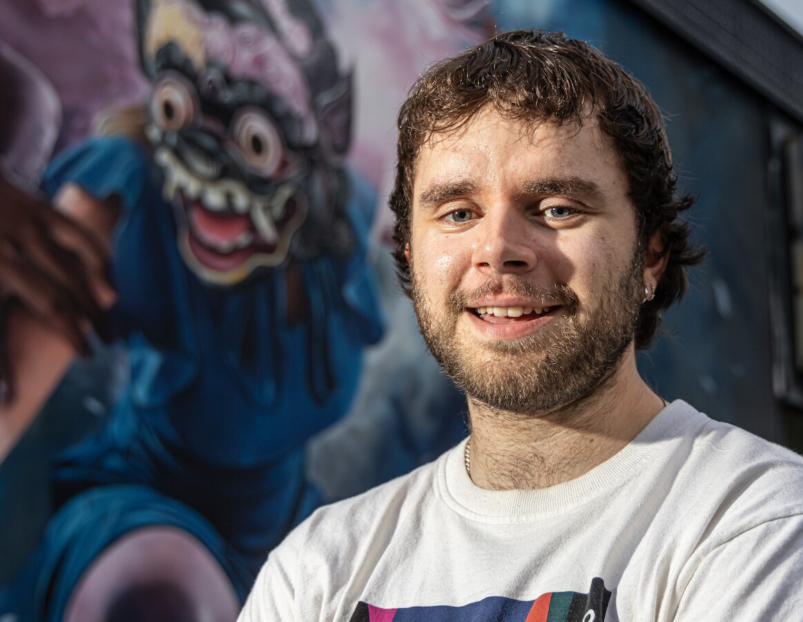 Tim (26) is ‘zoon van Frank Lammers’ in Jumbo-reclame, maar hoopt ...