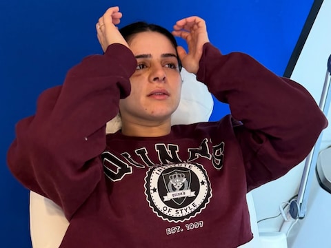 Zangeres Numidia opgelucht na operatie aan ‘scheve’ neus: ‘Ik kan ...