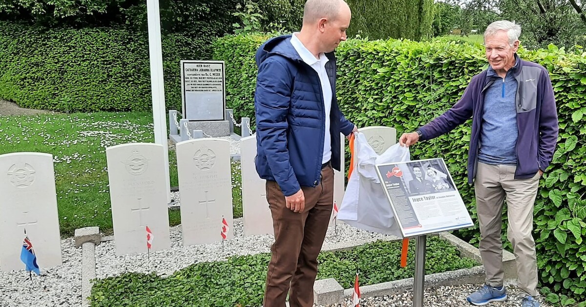 De piloot die niet wist dat hij vader zou worden heeft nu een ...