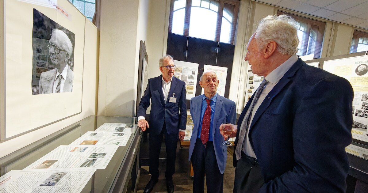 Ouderwets knip- en plakwerk en digitale geschiedschrijving komen samen in Boxtel | Meierij | bd.nl