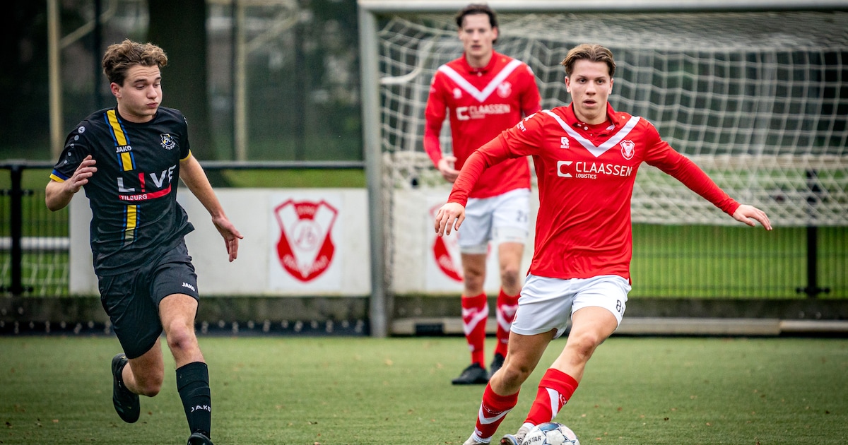 Na een jaar blessureleed is Merijn van Liempd eindelijk terug bij Jong ...