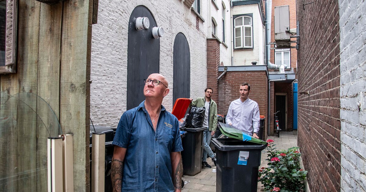Tilburgs ‘pissteegje’ krijgt een eigen poort | Regio | BD.nl