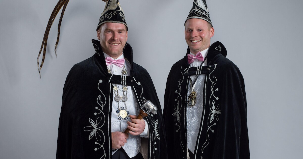 Prins Frank d'n Urste onthuld in Knorrenrijk Haren | Oss e.o. | bd.nl