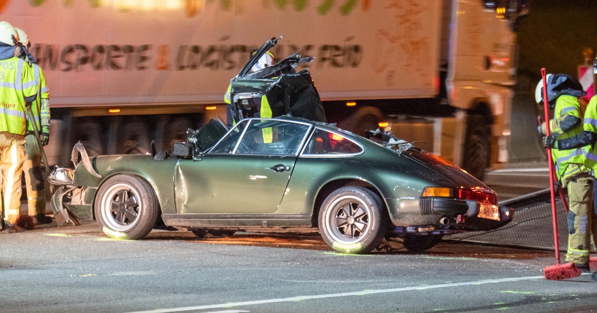 In een oldtimer je eigen kreukelzone? De mens blijft altijd de ...