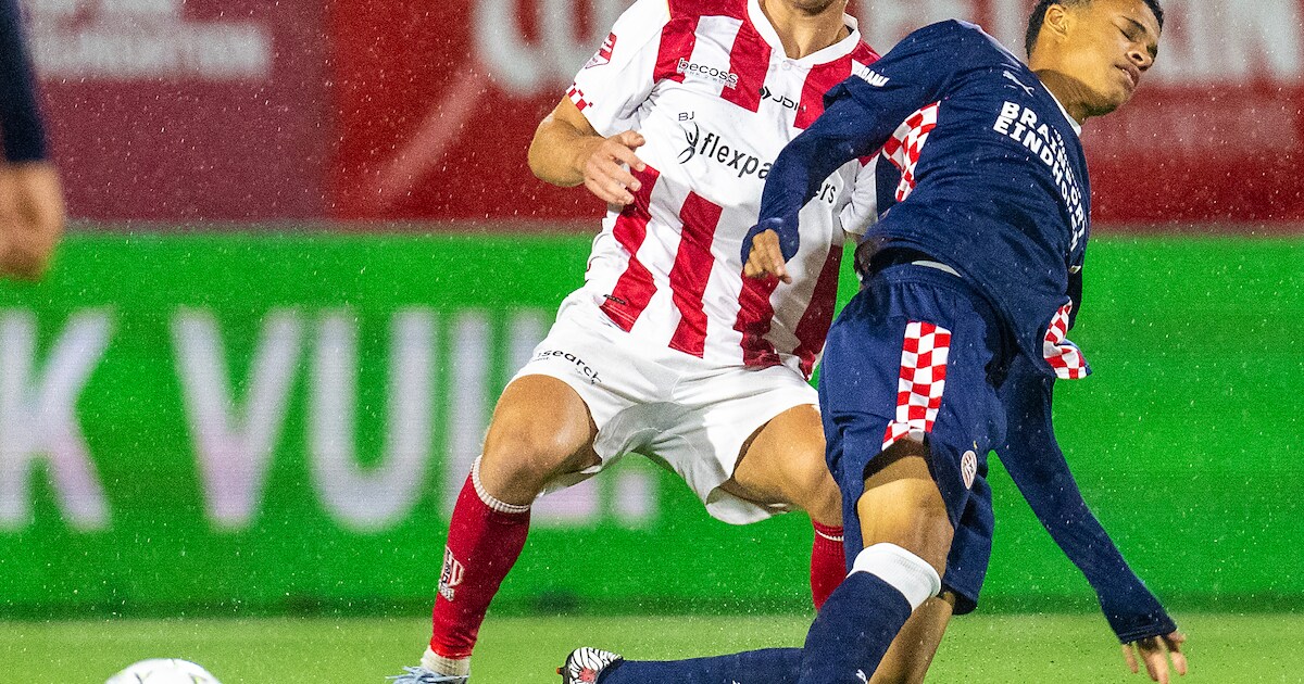 Ereherstel leek dichtbij, maar TOP Oss speelt in blessuretijd gelijk tegen Jong PSV | TOP Oss ...