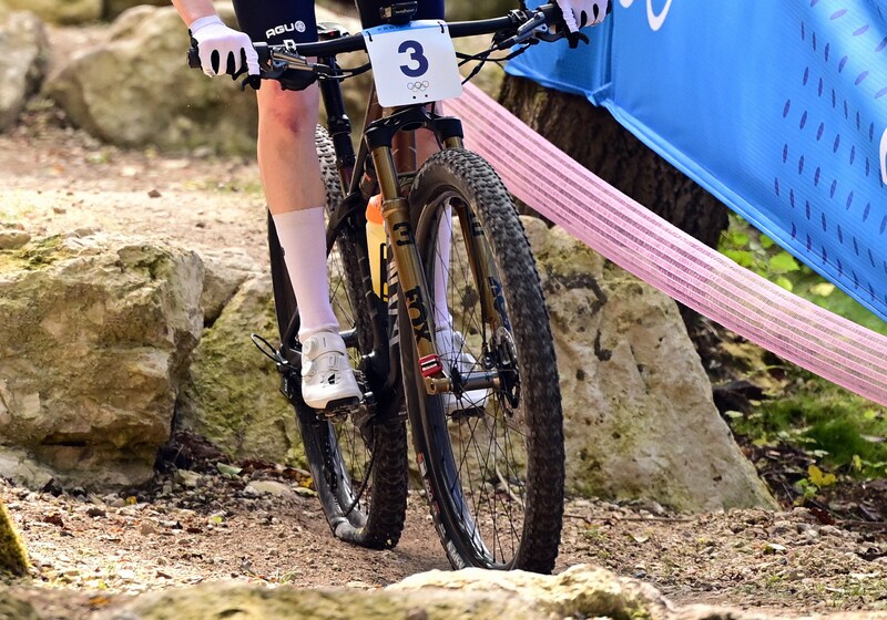 Diba MTB Streetrace in Maashorst: mountainbikerace door hart van ...