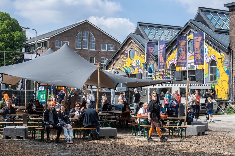 Alternatief Koningsdagfestival Kroongetuige keert terug in Tilburg ...