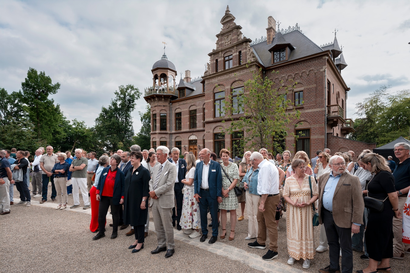 Techniek hapert, brug vernield: het lijkt wel of de geest van Marggraff ...