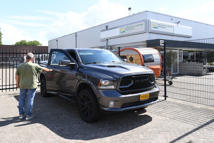 Loon op Zand reageert op verwarrend verkeersbesluit: parkeren op eigen ...