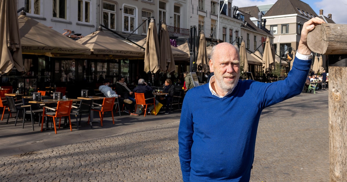 Bossche portiers laten minderjarigen betalen om carnaval in café te ...