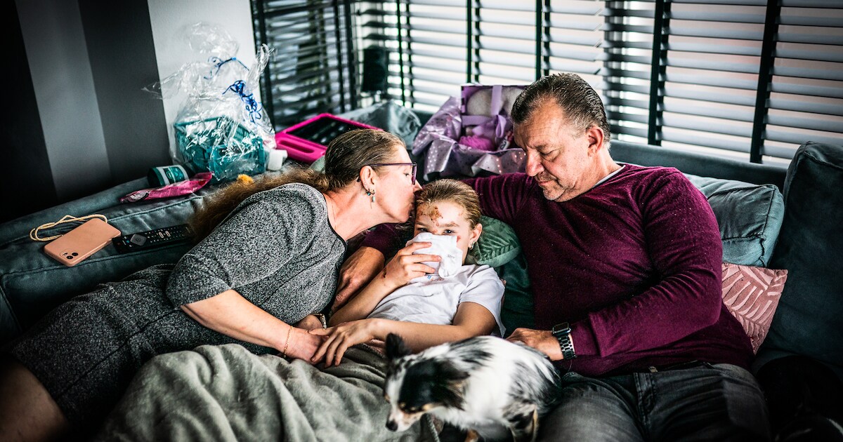 Chaslyn (12) aangereden op zebrapad: ‘Ze lag doodstil op straat, ik dacht echt dat wij haar ...