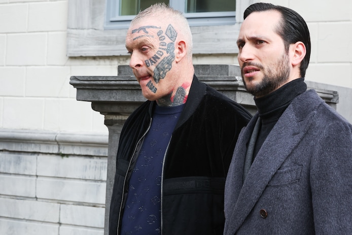 Ooit een tuinman, nu een zware ‘cocaïnekoning’ met absurde tattoos: dit ...