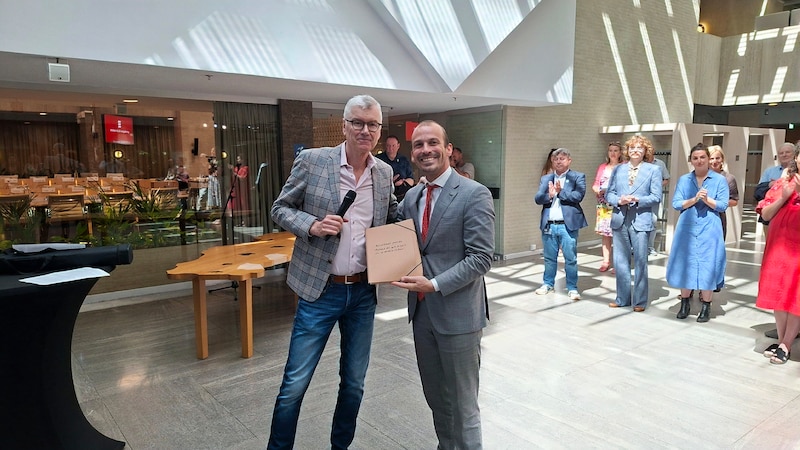Rijksmuseum-directeur Dibbits deelt zorgen over verplaatsen Flying Pins ...