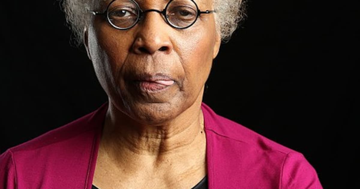 Schrijfster Astrid Roemer (78) overleden | Binnenland | BD.nl