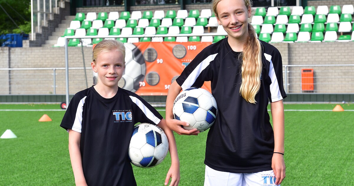 Inge (11) en Lianne (13) willen Oranje Leeuwinnen achterna: ‘Zelf ...