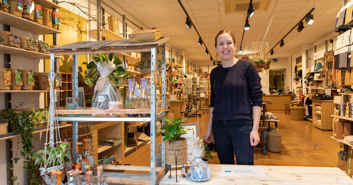 Met een tafeltje in de deuropening: middenstand probeert te overleven ...