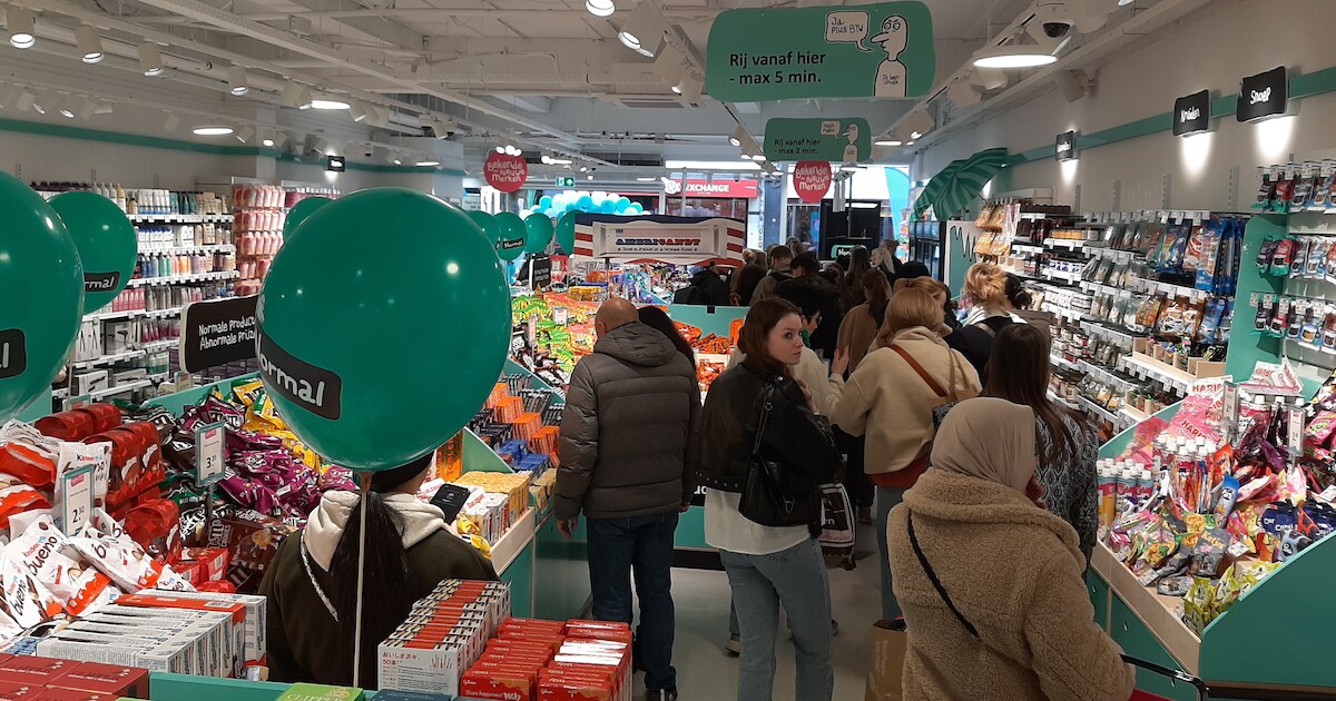 Meiden ‘bestormen’ Eindhovense winkel met TikTok-trends: concurrentie heeft het nakijken ...