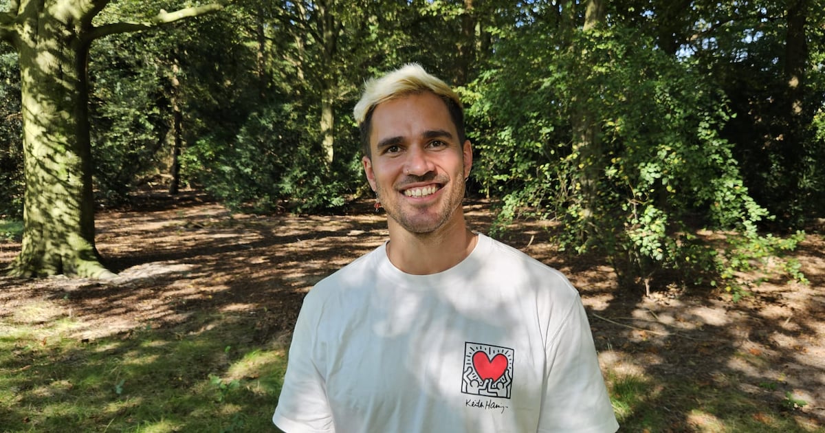 Beau uit Tilburg woonde een jaar lang met vijftien vreemden in een huis ...