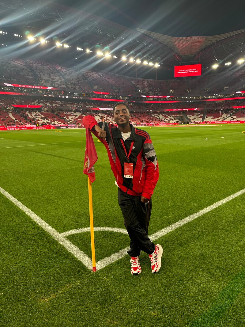 Van Sporting Lissabon tot YouTube-ster: Eric uit Tilburg maakt furore ...