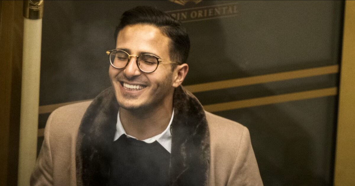 'Tinder Swindler' Shimon Hayut gearresteerd in Georgië | Show | BD.nl