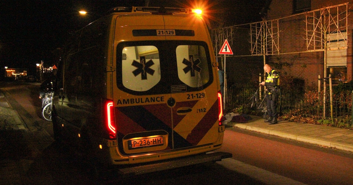 Fietser raakt gewond door val in Megen, omstanders verlenen eerste hulp ...