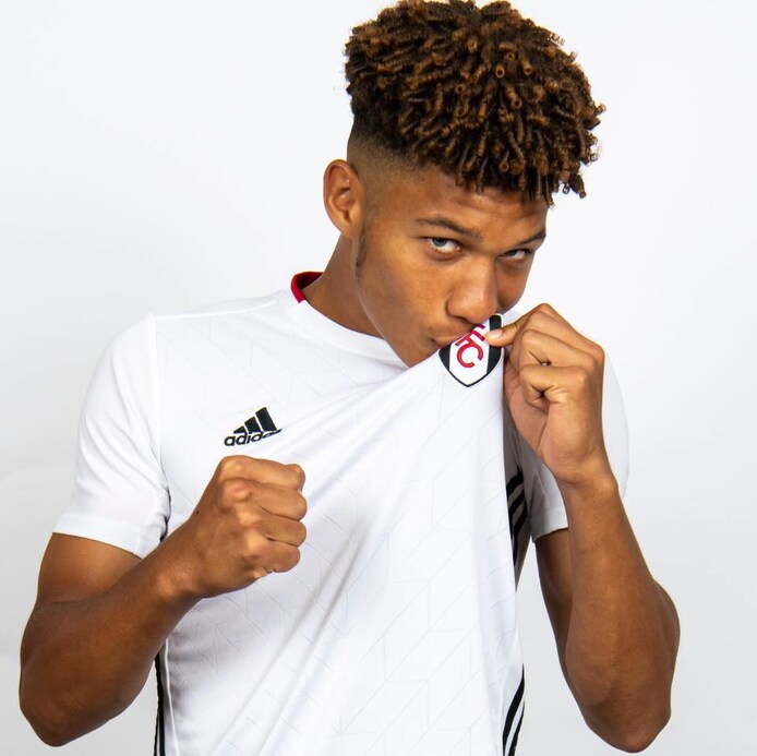 FC Den Bosch huurt Schotse verdediger Ibane Bowat (20) van Fulham | FC ...