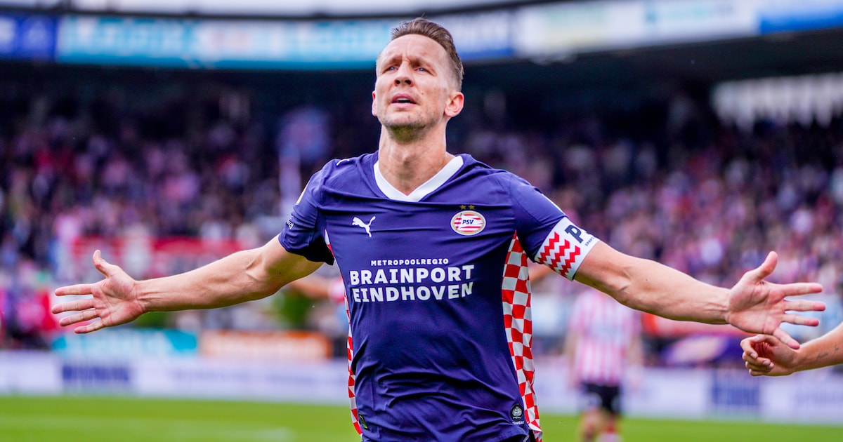 Luuk de Jong traint weer op De Herdgang, maar heeft nog geen besluit ...
