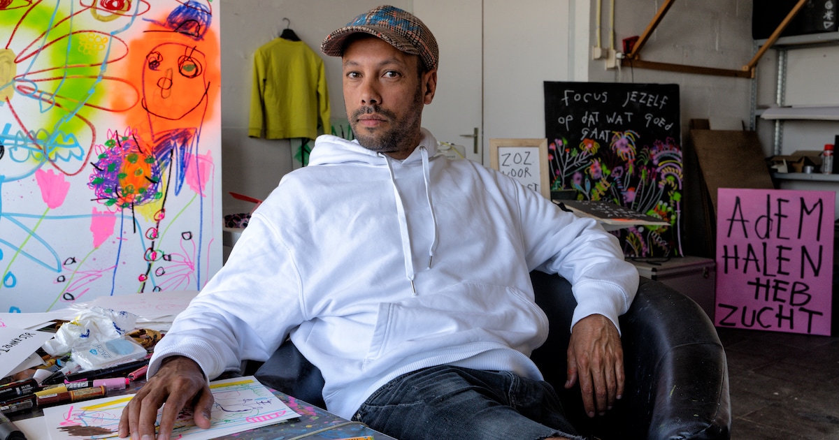 Rogier Roeters ontleed zijn angsten in het theater: ‘Jarenlang keek ik ...