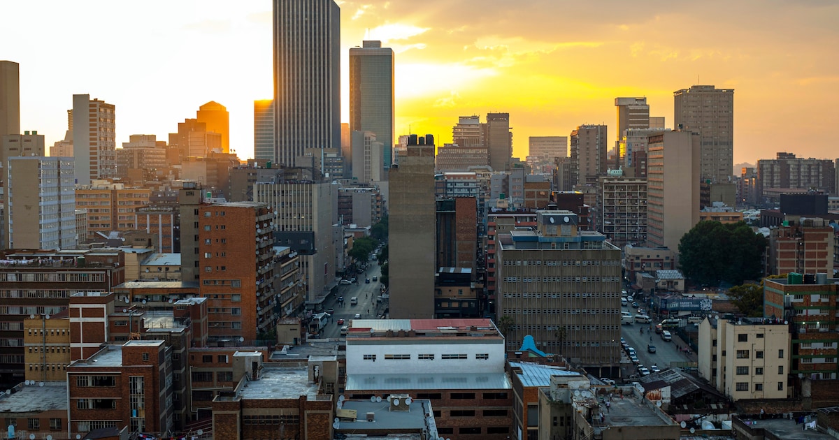 Zeker twaalf doden en negen gewonden bij schietpartij in Johannesburg ...