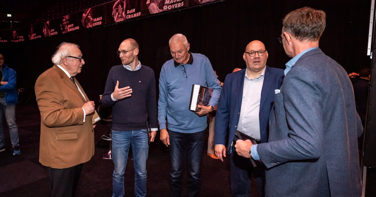 Jacob Bergsma zat twee en een half jaar ‘in een kelder’ om 544 pagina’s ...