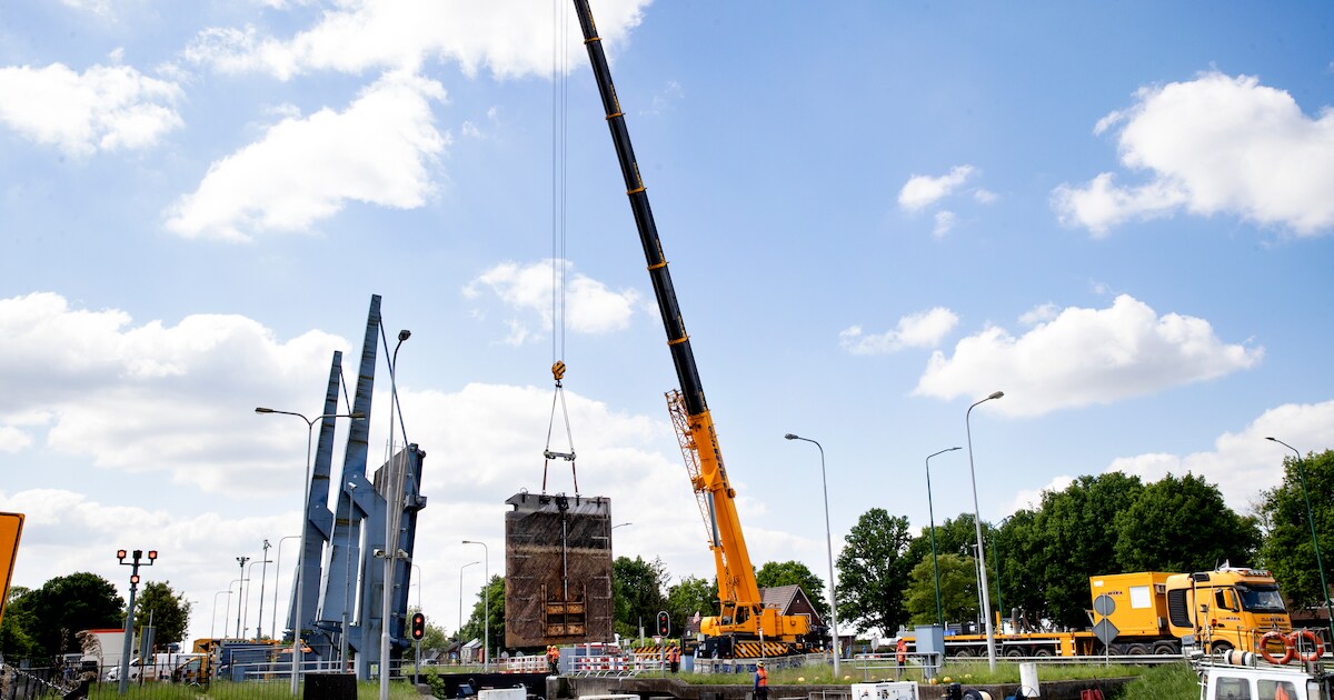Sluis 13 bij Someren-Eind heeft haar deuren terug, maar schippers ...