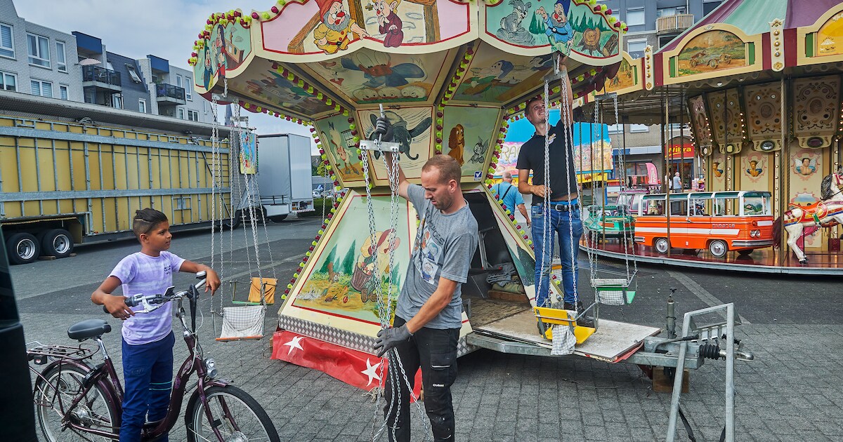 Stadhuisplein omgetoverd tot kermis Veghel | Uden, Veghel e.o. | BD.nl