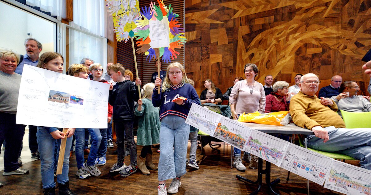 Inwoners Loon op Zand zetten college en raad op scherp: ‘Jullie hebben ...