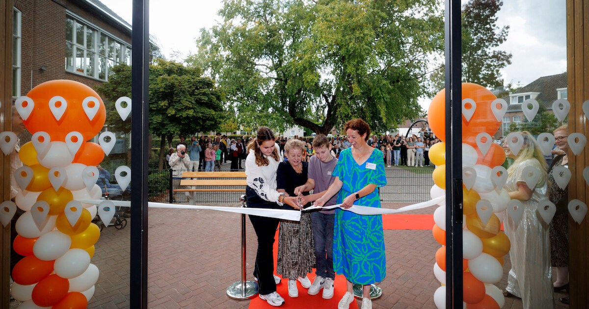 De huiskamer van Gemonde, mét afwasmachine, is eindelijk open | Sint ...