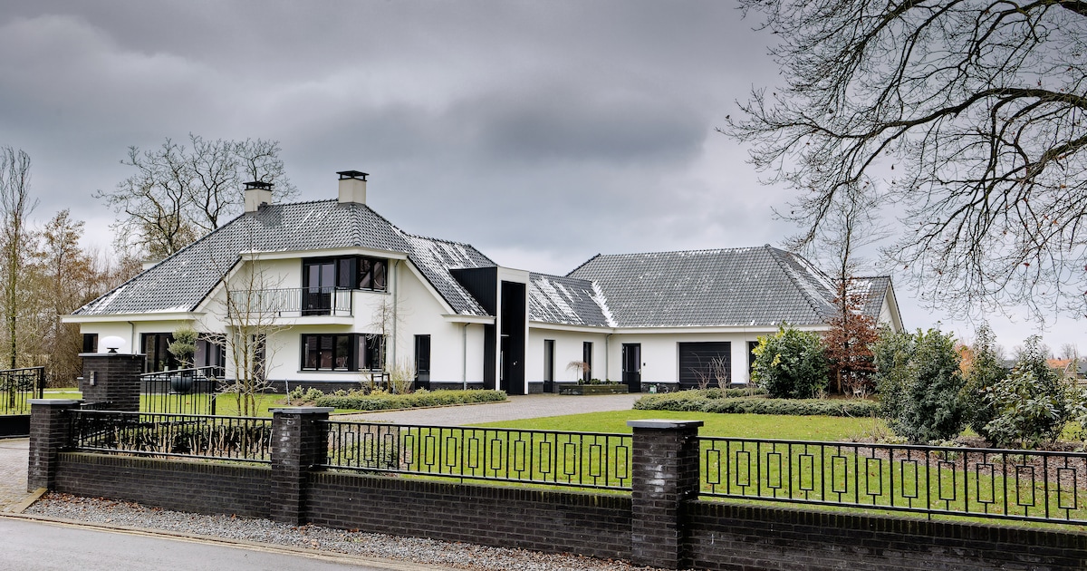 Procedure rond het te grote huis in Bruchem ligt stil: ‘Het wachten is ...
