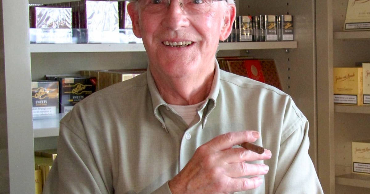 Tabaksspecialist Jan Mees (81) overleden, bekend van gelijknamige ...