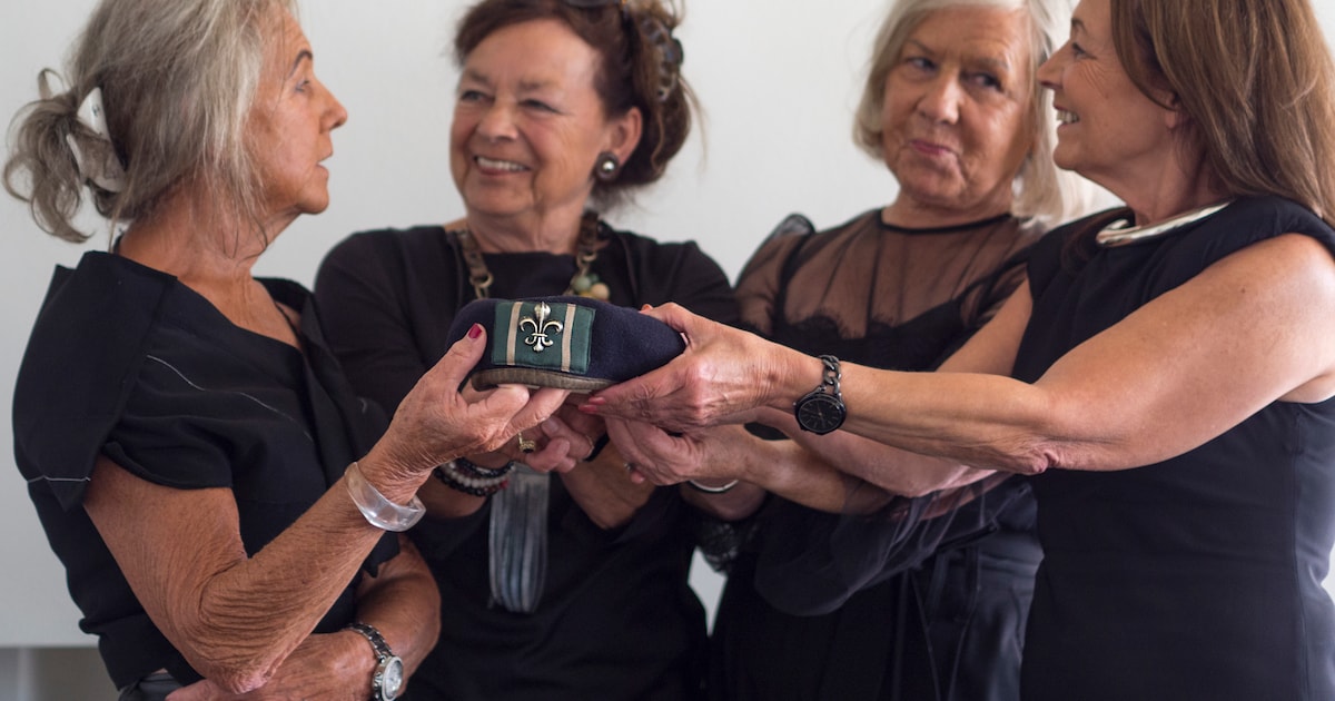 Sam Crane bleef na de oorlog voor de liefde, nu houden zijn dochters ...