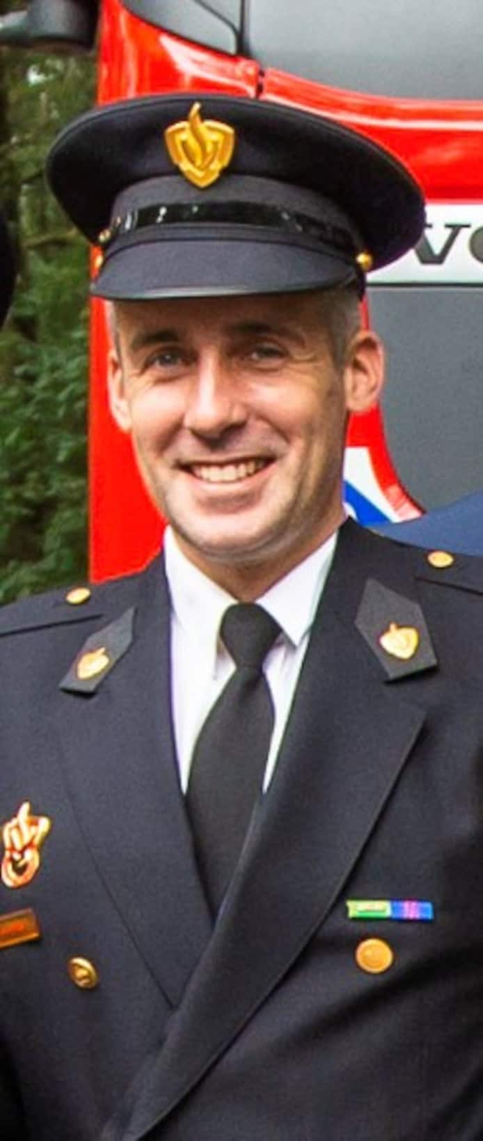 Lintje voor Rielse brandweerman Bas de Wilde | Goirle | bd.nl