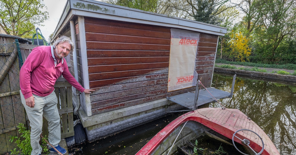 Eigenaar gezonken woonboot in zak en as, tonnen schade niet vergoed ...