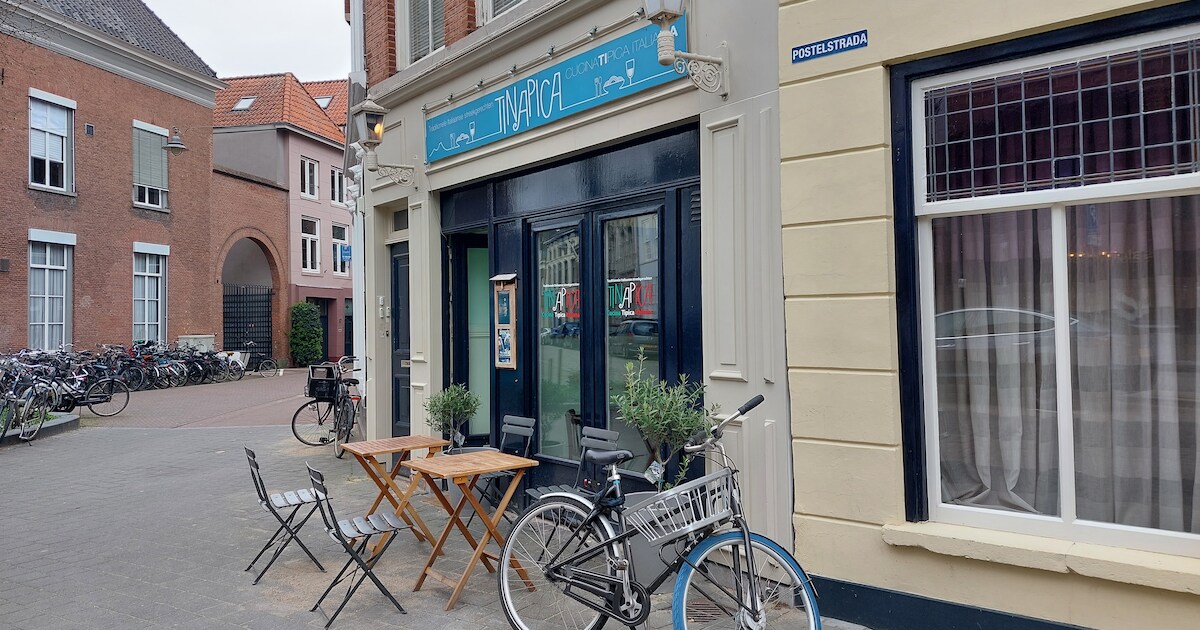 Medewerker eetbar DIT start veganistisch restaurant in Den Bosch ...