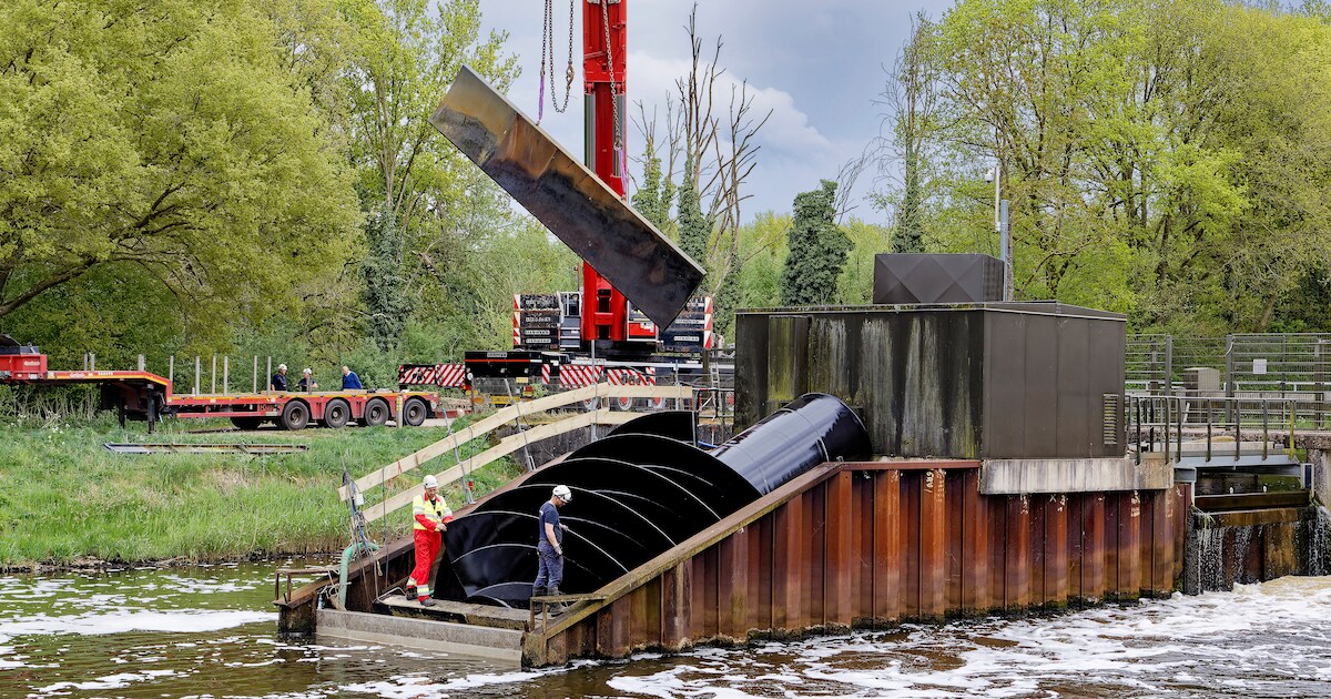 Spannend moment na bliksemwaarschuwing: Dommelstroom plaatst ...