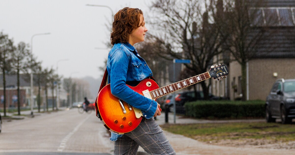 Sam is 12, fan van The Beatles en zingt op tv zelfs met ze: ‘Niet veel ...