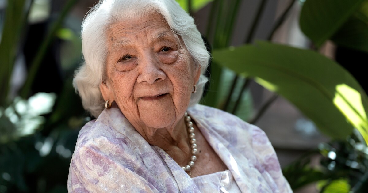 Emily Wens glorieert op haar honderdste: ‘Mijn opa werd 107, dat wil ik ...