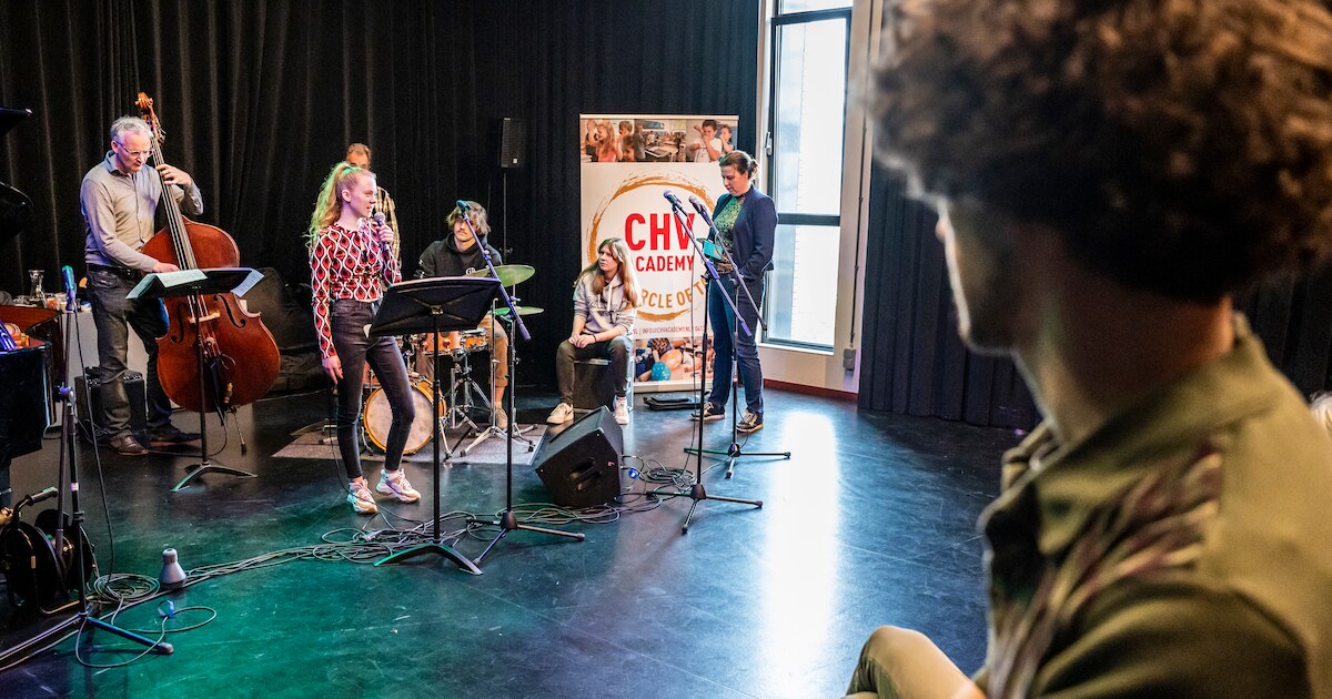 Leerlingen en ervaren muzikanten genieten van jazzmiddag, ‘om ervaring ...