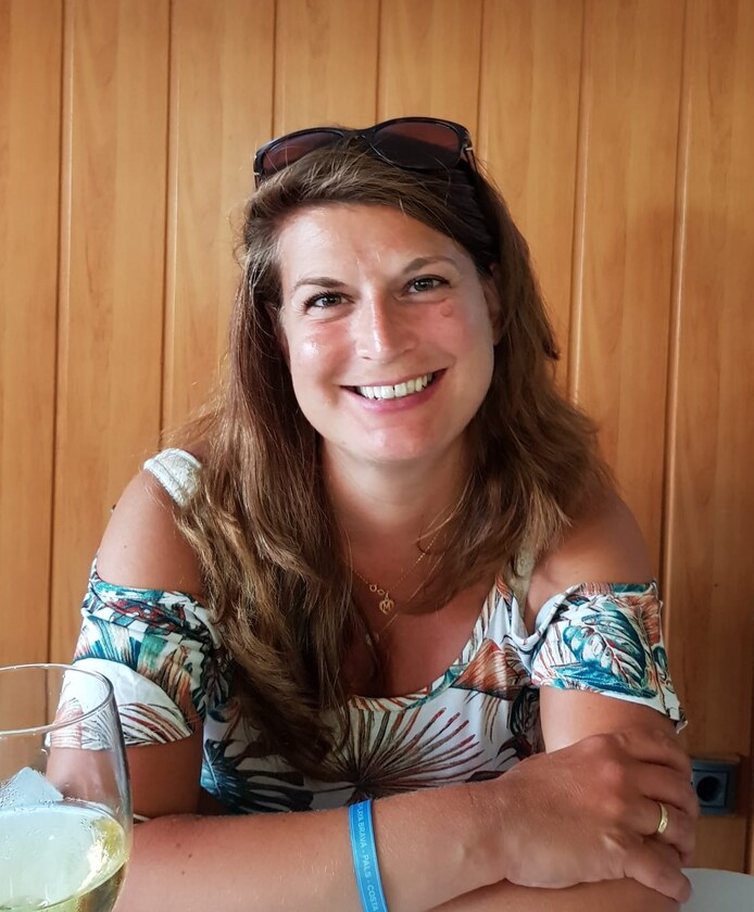 Ellie (38) was dé hartenluisteraar, maar kon zichzelf niet redden en ...