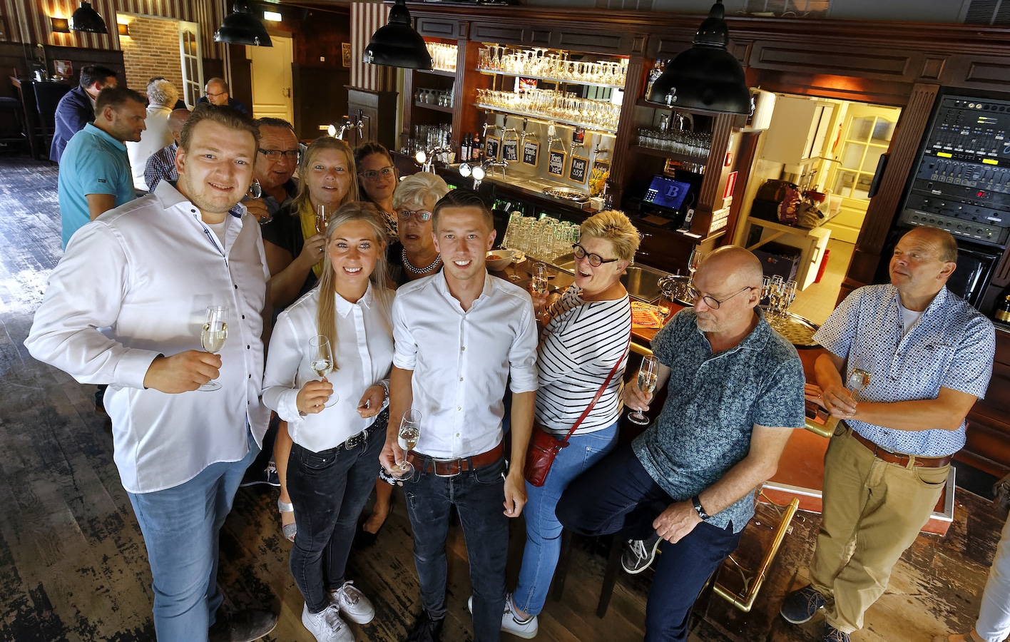 Dit dorp zit binnenkort zonder kroeg: 'Het is hier een uitgestorven ...